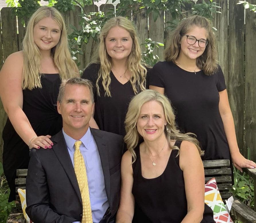 Chi è Anna Beam nella realtà: come sta oggi, età, storia vera Miracoli ...